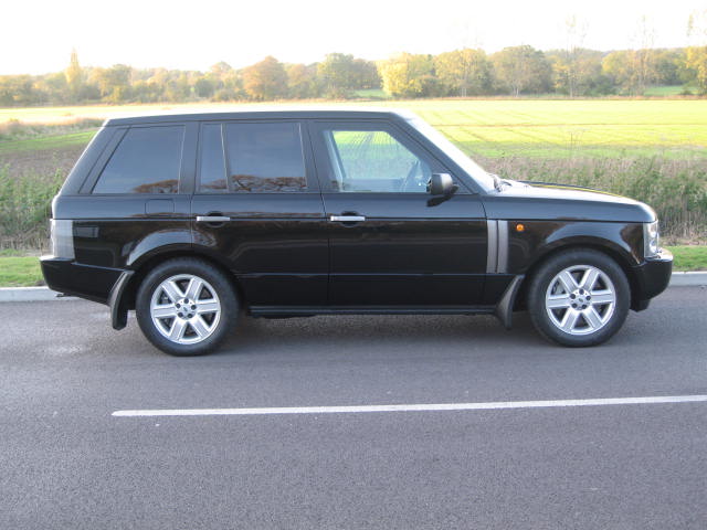 Land Rover Armoured Range Rover V8 Vogue 2004 | Surrey Near London ...