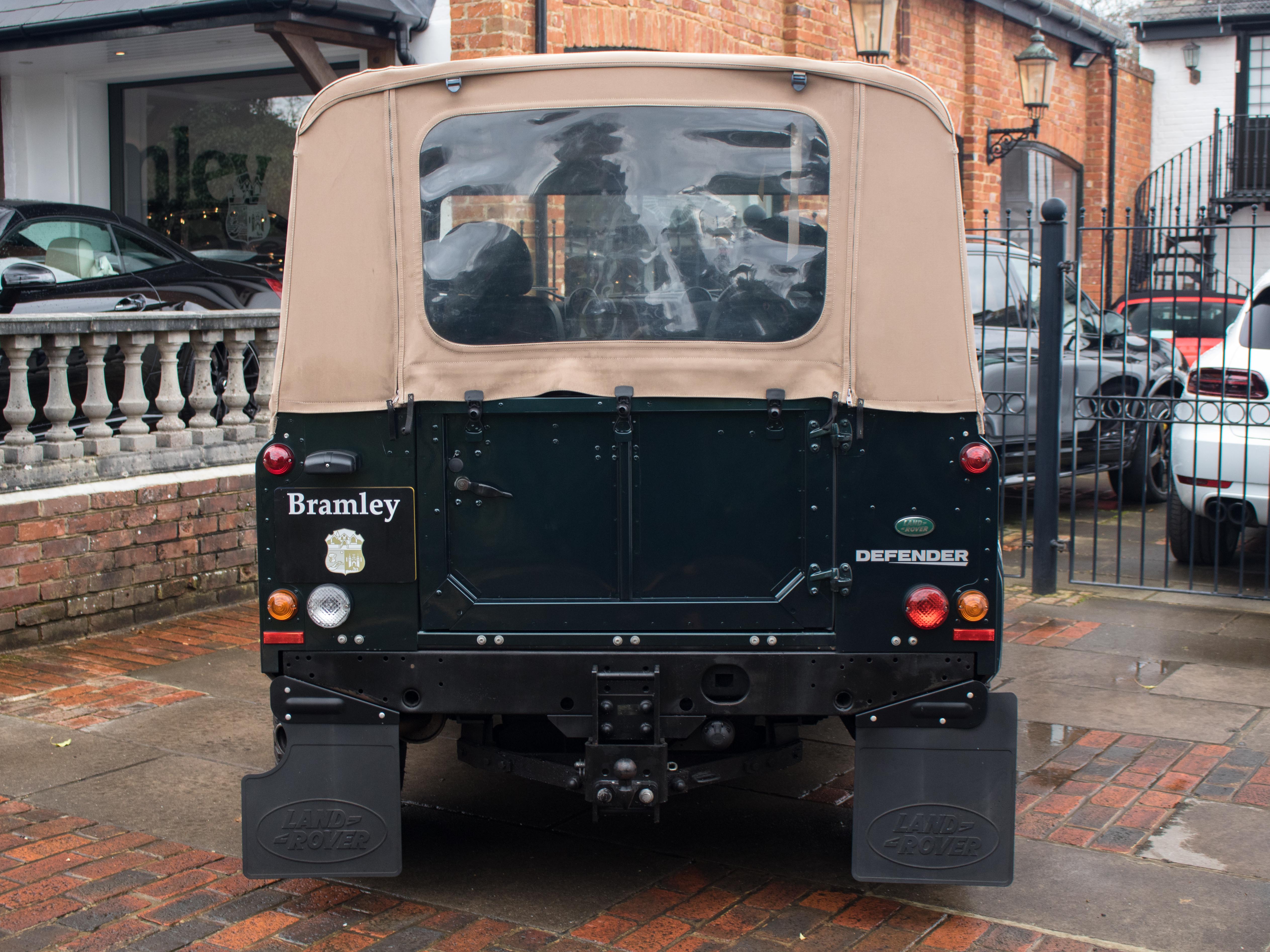 Land Rover Defender 90 SWB Pick-Up 2013 | Surrey Near London Hampshire ...