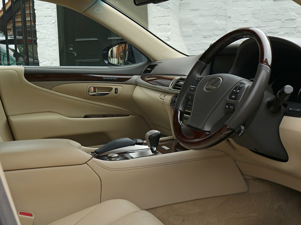 Lexus LS600 HL 2013 | Surrey Near London Hampshire Sussex | Bramley ...