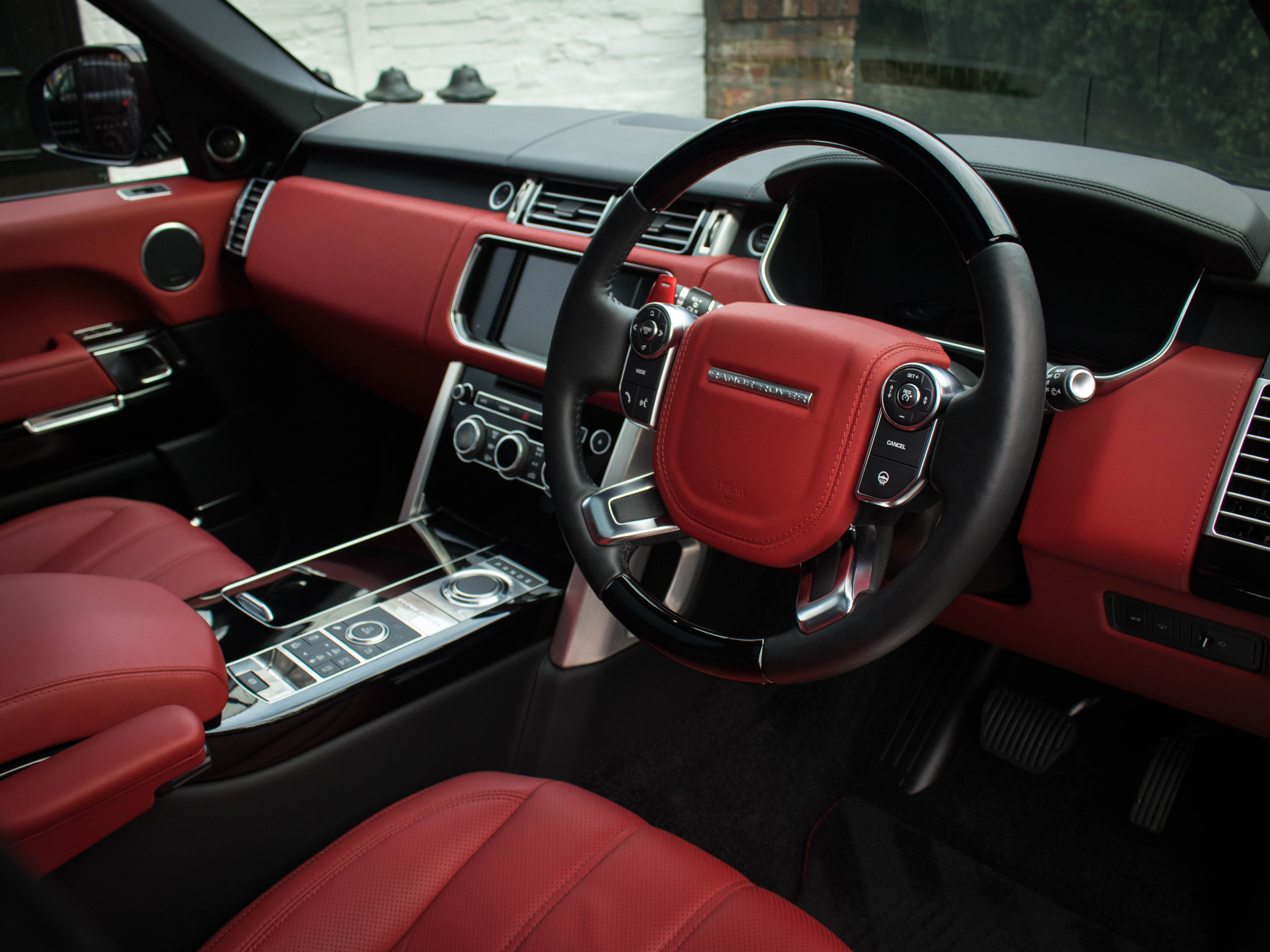 Range Rover Autobiography - 4.4 Litre SDV8 Long Wheel Base 2016 ...