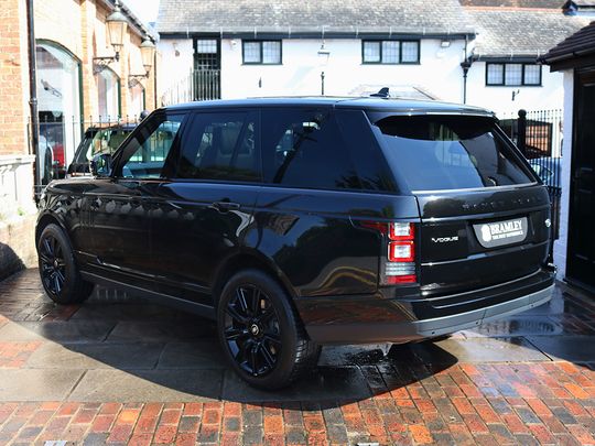 Range Rover Vogue TDV6 2015 | Surrey Near London Hampshire Sussex ...