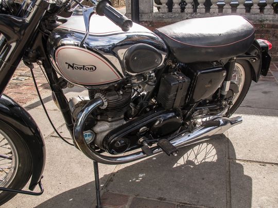 Norton Dominator Model 7 1954 | Surrey Near London Hampshire Sussex ...